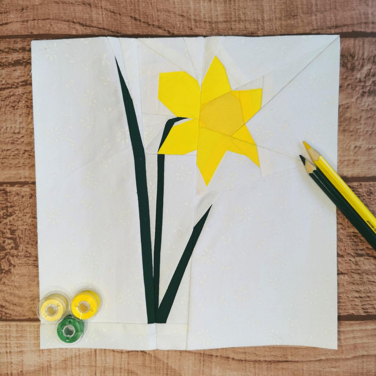 Daffodil, Flower Foundation Paper Piecing Pattern (FPP Pattern), Quilt ...